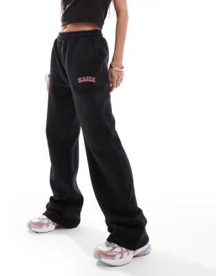 Kaiia - Pantalon de jogging d'ensemble ample - Noir | ASOS