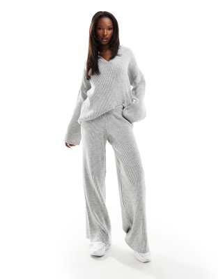 Kaiia - Pantalon large d'ensemble en maille - Gris | ASOS