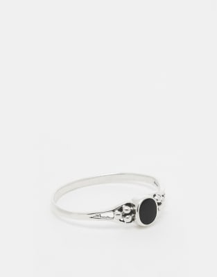 Kingsley Ryan – Ring i sterlingsilver med svart, oval onyxsten | ASOS
