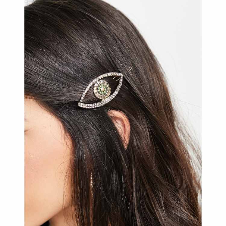 Hair Pin Up Eye