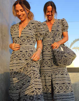 Labelrail X Collyer Twins Drawcord Bag In Navy Broderie Modesens