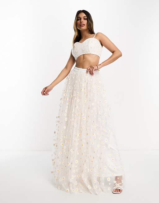 Lace & Beads exclusive tulle maxi skirt in white daisy Lace & Beads exclusive tulle maxi skirt in white daisy