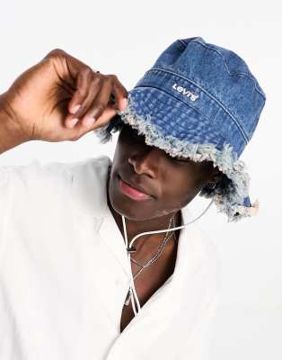 Levi's - Bob en jean à cordon de serrage et logo - Bleu | ASOS