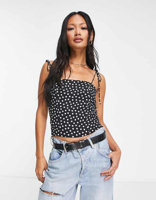 Levi's daisy print smocked cami in black | ASOS