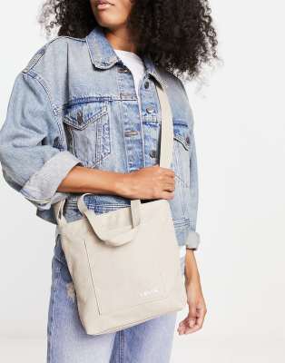 Levi's mini icon tote in light khaki | ASOS