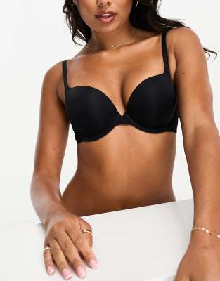 Lindex – Linnea – Extrem gepolsterter Push-up-BH in Schwarz | ASOS