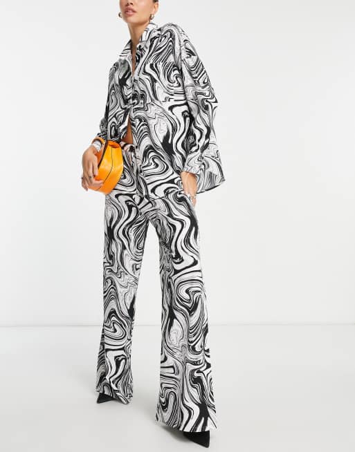 Lola May - Pantalon d'ensemble large à imprimé abstrait - Noir et blanc | ASOS