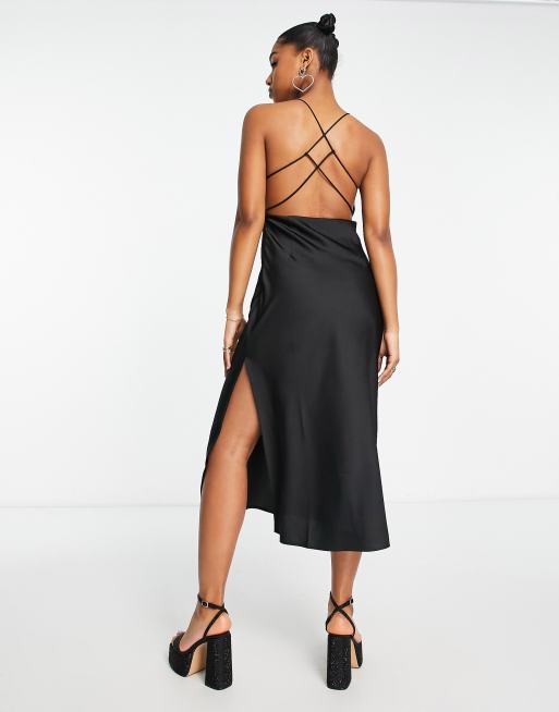 Lola May - Robe mi-longue en satin avec lanières dans le dos - Noir | ASOS