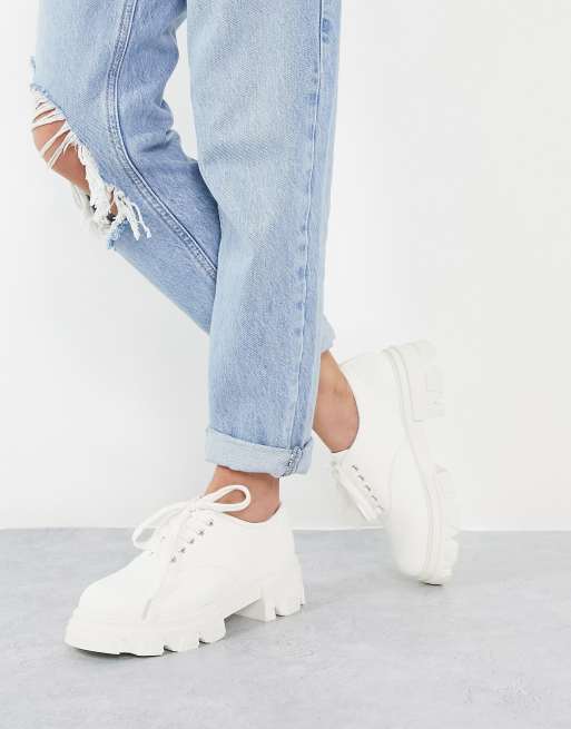 Cream Lace Shoes