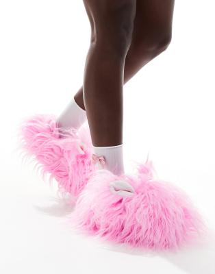 Loungeable Rabbit novelty slipper in pink | ASOS