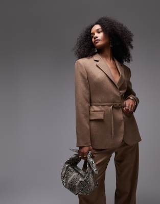 Mango - Blazer effetto lana color cammello con cintura in coordinato | ASOS