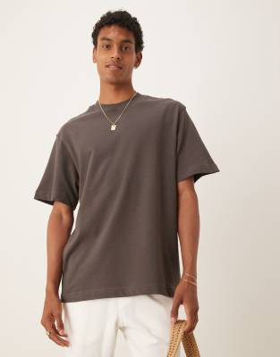Mango - T-shirt texturé standard - Chocolat | ASOS