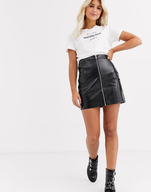 Minifalda Negra De Efecto Cuero Con Diseño De Cocodrilo De New Look Asos