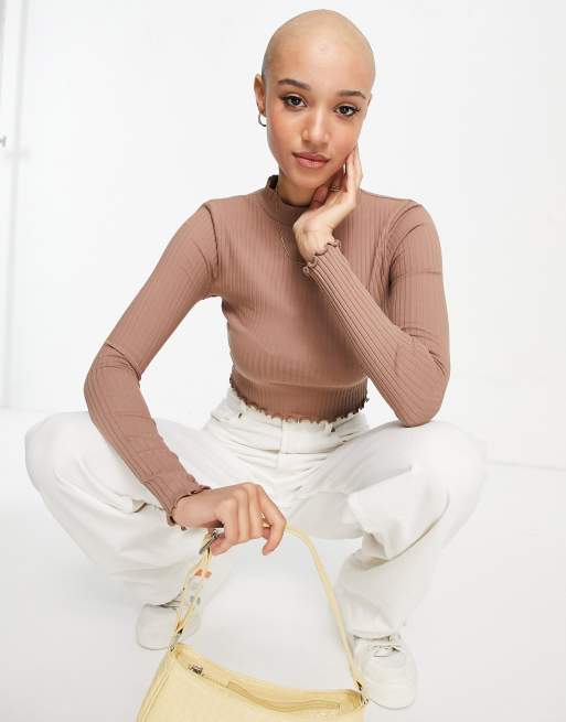 Miss Selfridge Crop Top Côtelé à Manches Longues Et Col Cheminée Asos
