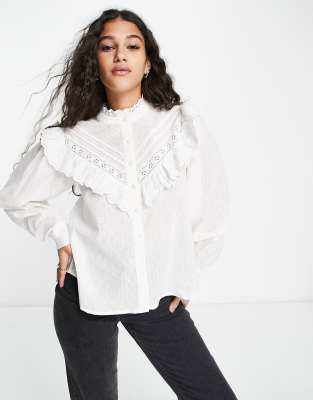 Miss Selfridge - Victoriana overhemd met ruches op de schouderpas in ...
