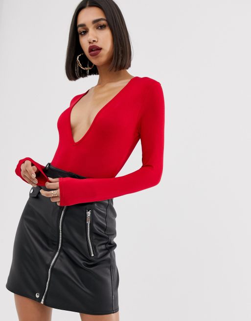 Missguided - Body à décolleté plongeant - Rouge | ASOS
