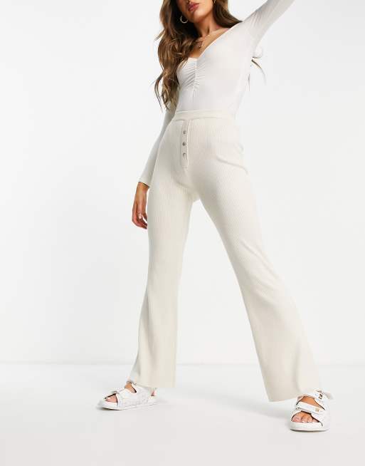 Missguided Strickhose In Creme Mit Weitem Bein Asos