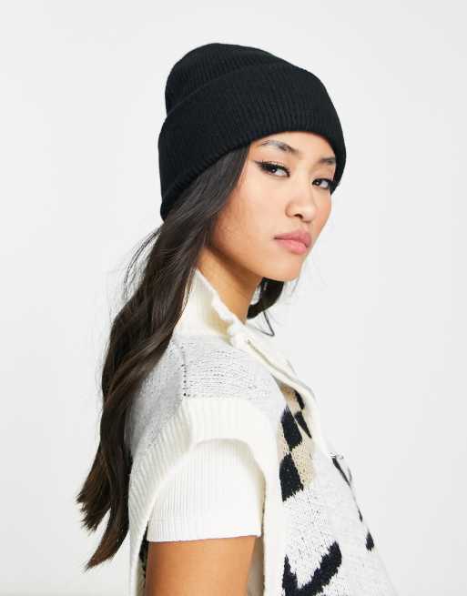 Monki knitted beanie hat in black | ASOS