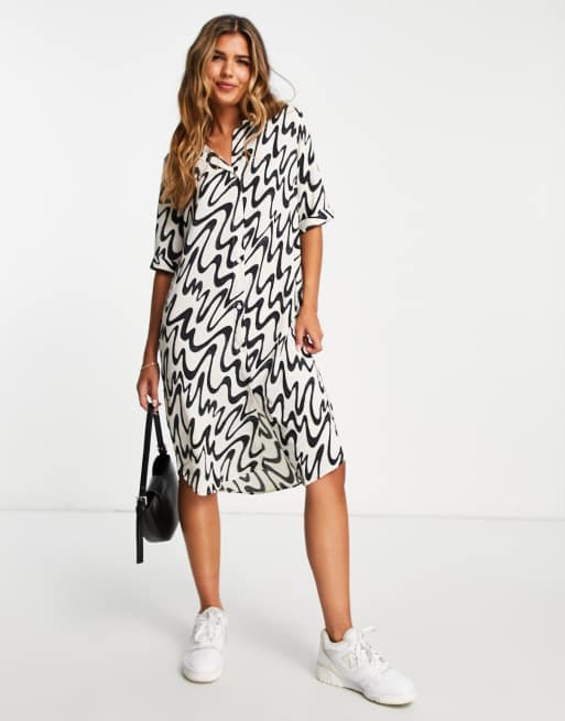Monki midi shirt dress in beige and black wave print | ASOS