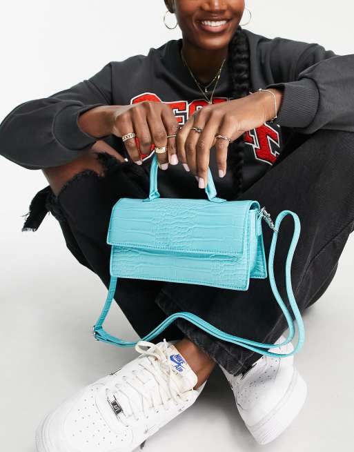 Monki - Sac bandoulière effet croco - Bleu - MBLUE | ASOS