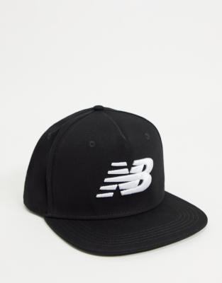New Balance logo baseball cap in black | ASOS