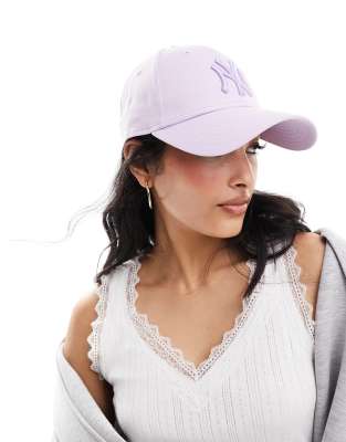 New Era NY Yankees 9forty cap in lilac | ASOS