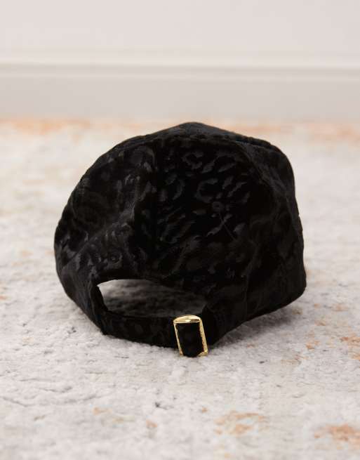 New Era NY Yankees 9Forty velour leopard print cap in black | ASOS