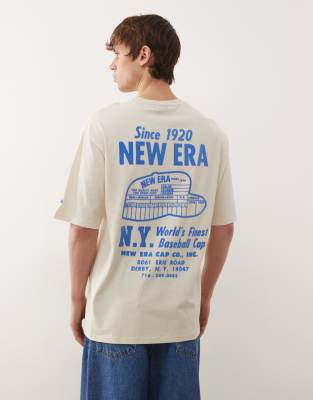 New Era NY Yankees graphic oversized t-shirt with back print in white ...