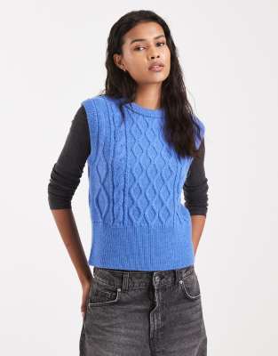 New Look cable knitted vest in blue | ASOS