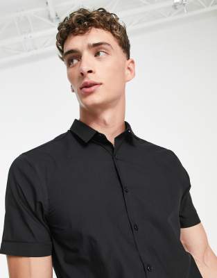 New Look - Chemise manches courtes en popeline - Noir | ASOS