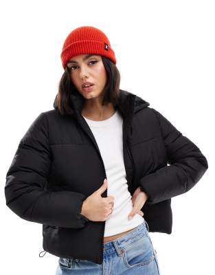 New Look cropped puffer coat in black | ASOS