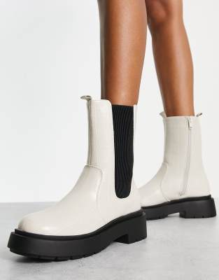 New Look flat high ankle croc chelsea boot in off white | ASOS