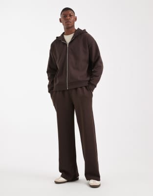 New Look heavyweight wide leg trackies in dark brown (Part of a set) | ASOS