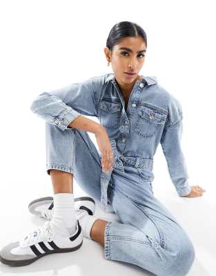 New Look – Jeans-Overall in Blau mit Taillengürtel | ASOS