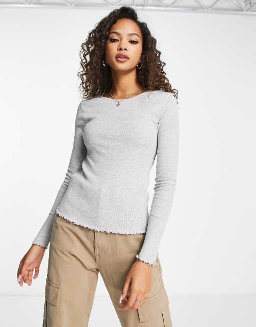 New Look long sleeve lettuce edge top in grey | ASOS