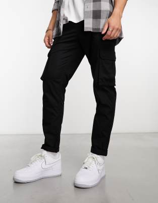 New Look - Pantalon cargo léger en tissu ripstop - Noir | ASOS