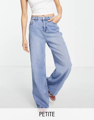 New Look Petite Wide Leg Dad Jeans In Mid Blue Wash | ModeSens