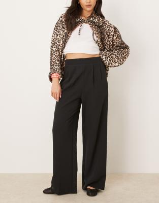 New Look pull on wide leg trouser in black | ASOS