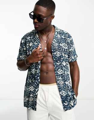 New Look retro print shirt in blue | ASOS