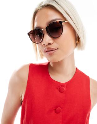 New Look round sunglasses in brown | ASOS
