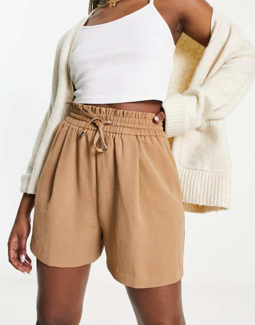 New Look - Short met gestrikte taille in lichtbruin | ASOS