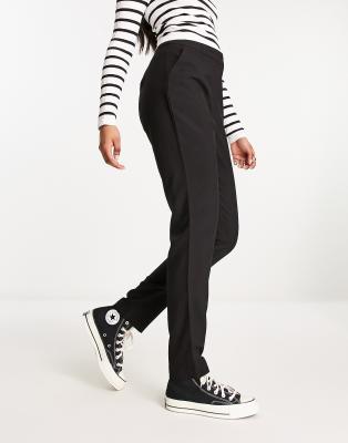 New Look straight leg tailored trouser in black | ASOS
