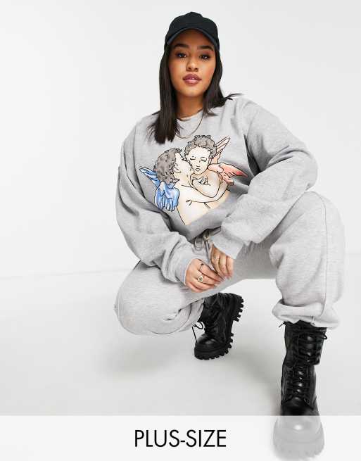 New Love Club Plus – Sweatshirt mit Engel-Grafikprint | ASOS