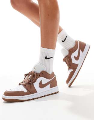 Nike - Air Jordan 1 Low - Sneakers basse marroni e bianche | ASOS