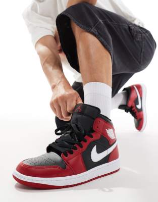 Nike - Air Jordan 1 - Sneakers alte color nero e rosso | ASOS