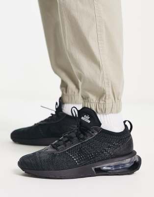 Nike – Air Max Flyknit Racer – Sneaker in Triple-Schwarz | ASOS
