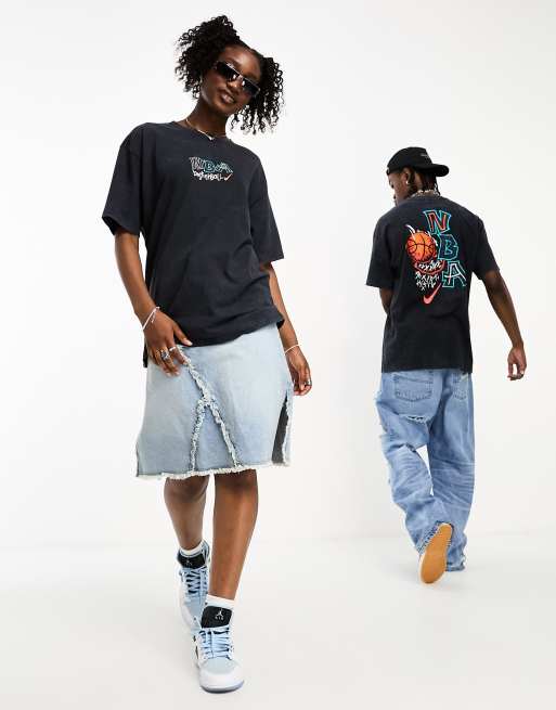 Nike Basketball NBA unisex cartoon graphic back print t-shirt in black ...