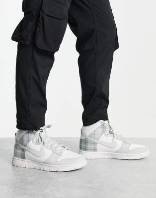 Nike Dunk High Retro SE sneakers in white | ASOS