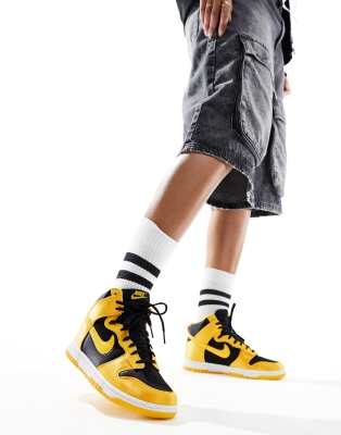 Nike - Dunk Twist High - Sneakers alte dorate e nere | ASOS