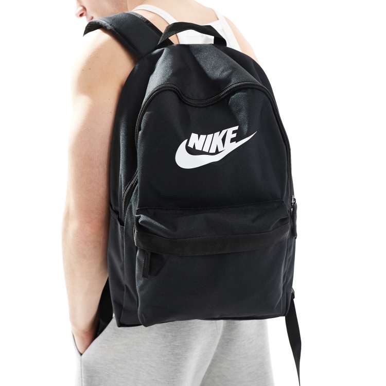 nike backpacks for girls black